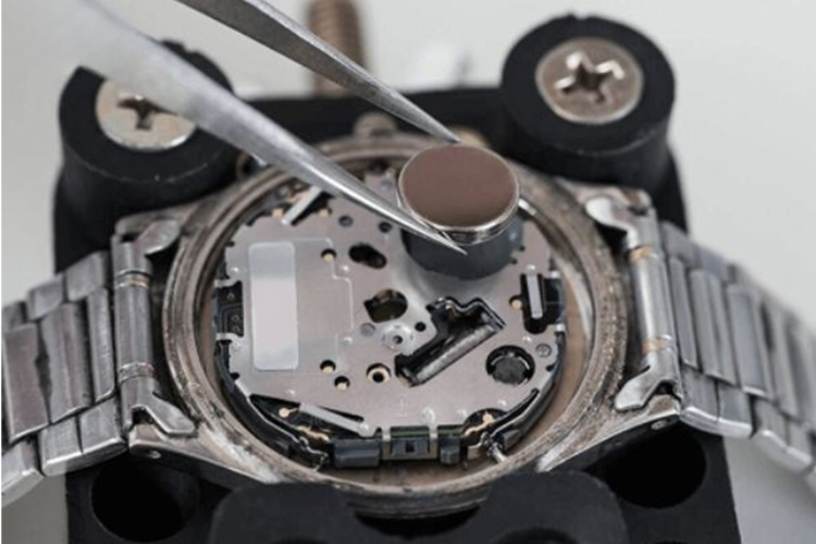 Pin CR2032: Cấu tạo, ứng dụng và những điều bạn cần biết