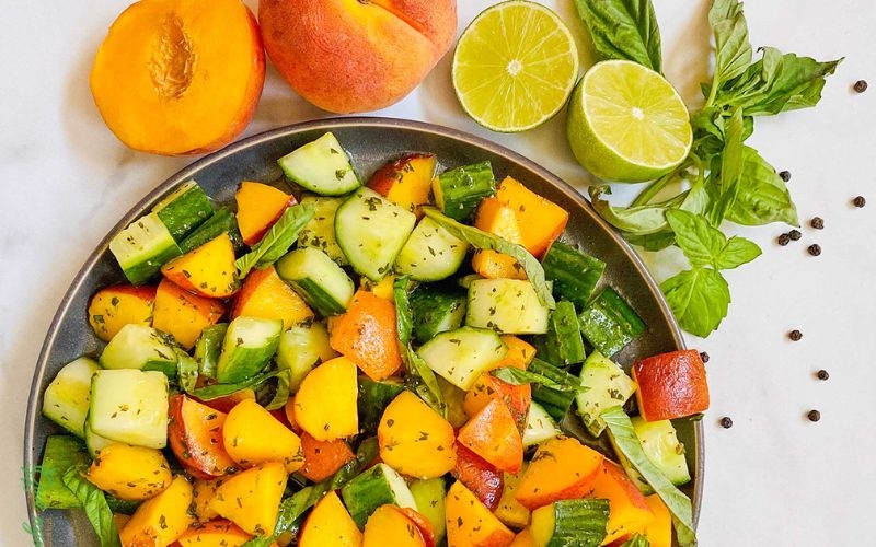 Salad đào: Công thức salad đào tươi mát, dễ làm tại nhà