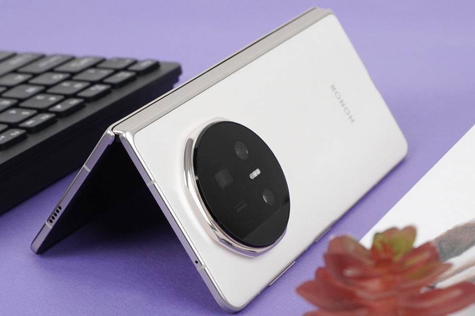 So sánh HONOR Magic V5 và HONOR Magic V3: chọn máy nào?
