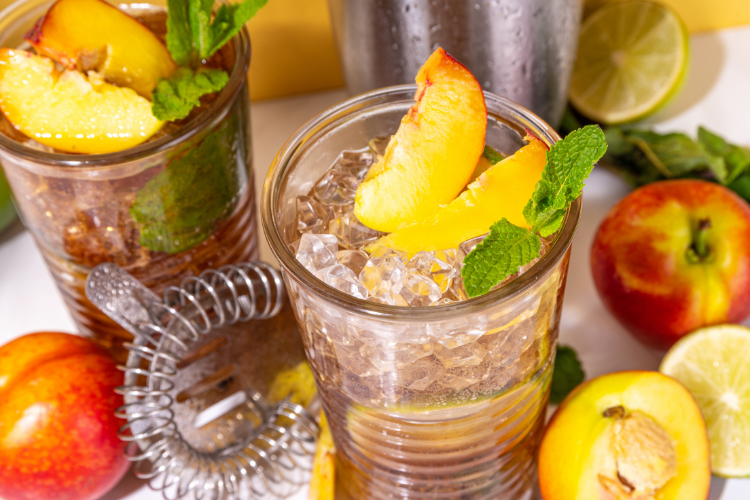 Cách làm soda đào mát lạnh cho ngày nóng siêu đơn giản tại nhà