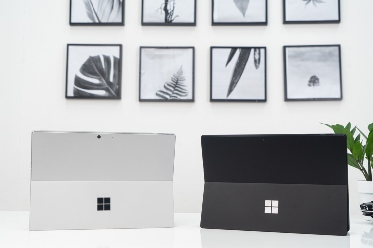 Surface Pro và Asus ZenBook: Dân văn phòng nên chọn dòng nào?