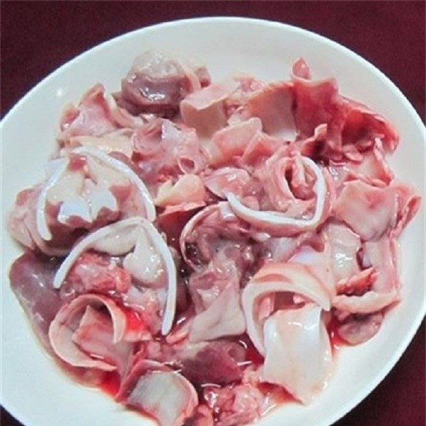 2 cách làm tiết canh củ dền tại nhà y hệt 'bản gốc'