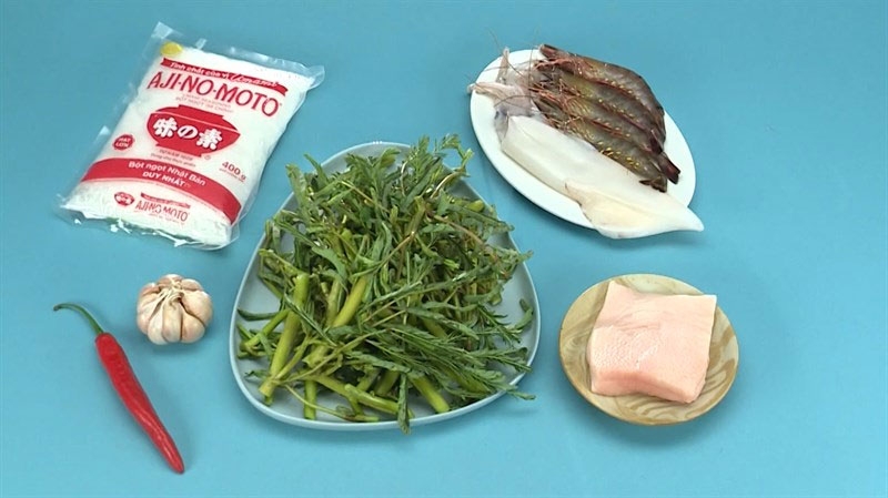 Cách làm tôm mực xào rau nhút siêu ngon tại nhà mà bạn nên thử