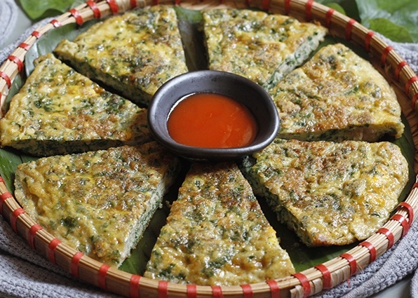 Cách làm trứng rán lá mơ: Món ăn dân dã và bổ dưỡng, mang đậm hương vị ...
